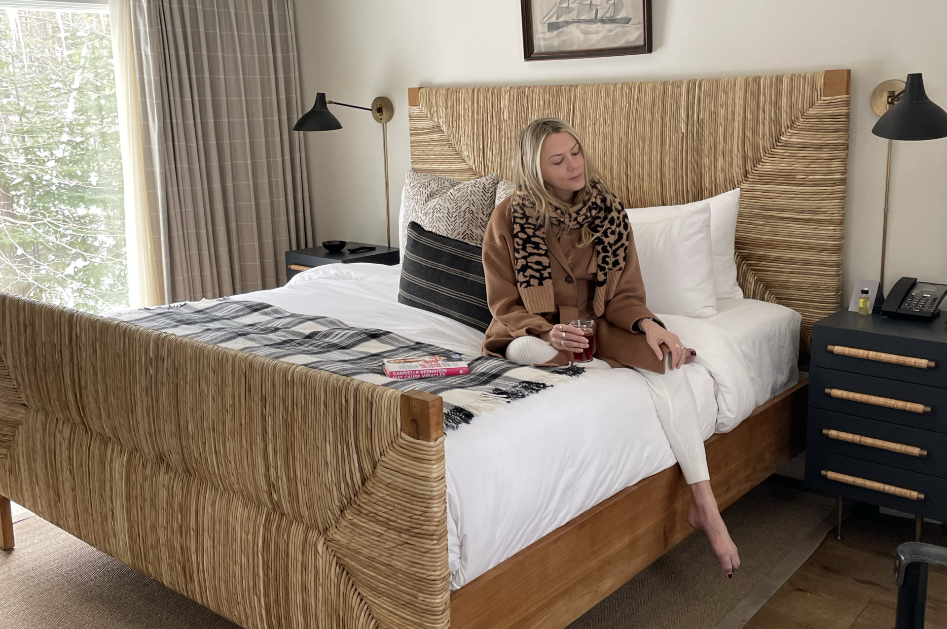 Spilling the secrets to a youthful eye - Dr. Brandt No More Baggage review