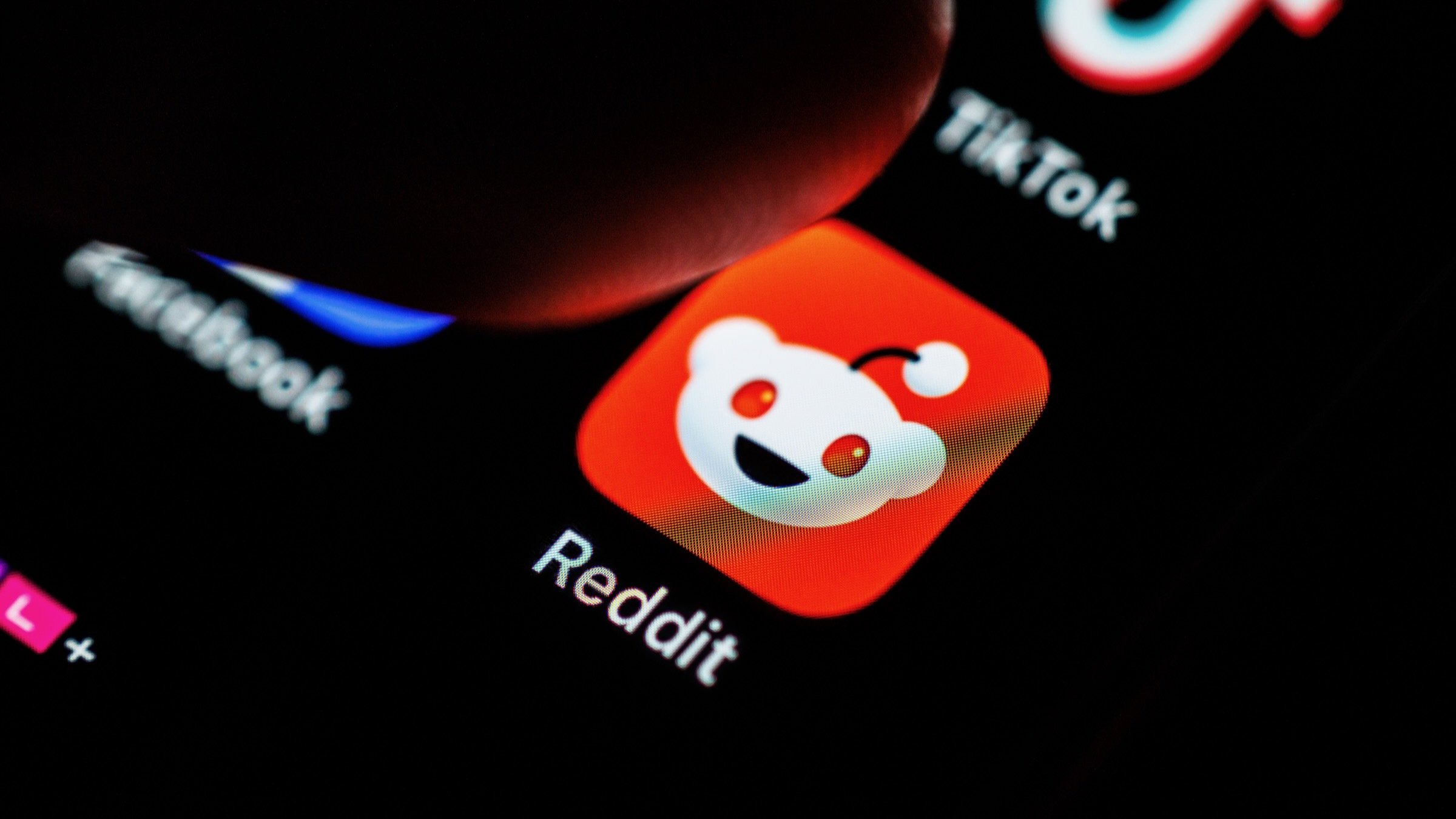 Is Reddit down? The Tuesday Reddit outage, explained.