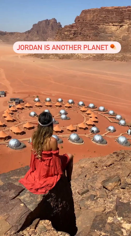 Jordan looks like another planet - unreal desert view