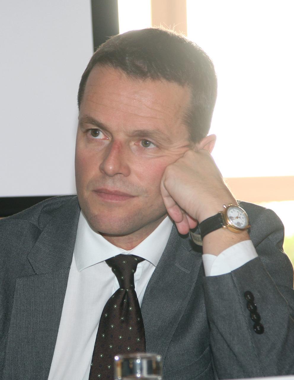 Caso David Rossi, le minacce. Aperto un fascicolo d’indagine. Silva ...