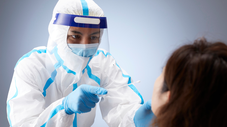 COVID symptoms in 2026: NHS warns of a 'bounce back'