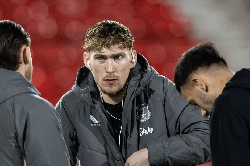 James Garner sends demand to Everton team-mates and makes Harrison ...