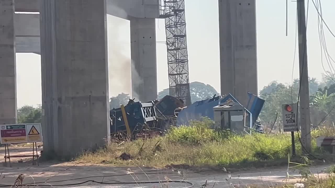 Passengers killed and dozens injured when crane collapses ontro train ...