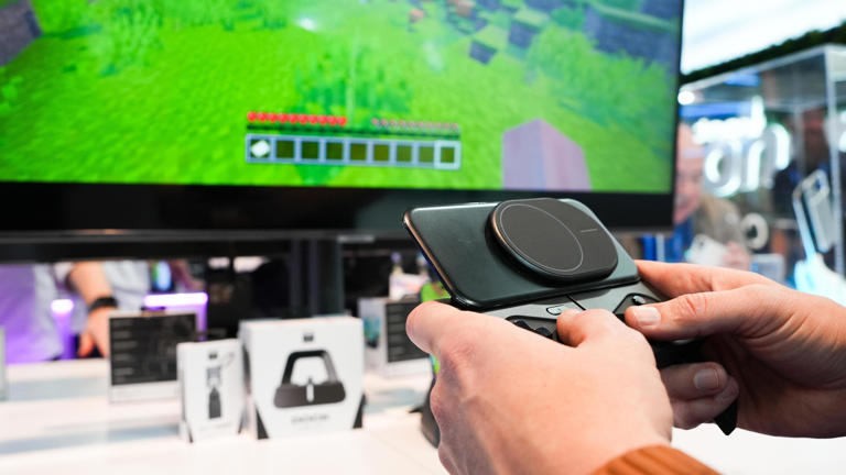 A 60-second demo of this MagSafe accessory had me entranced - now it's ...