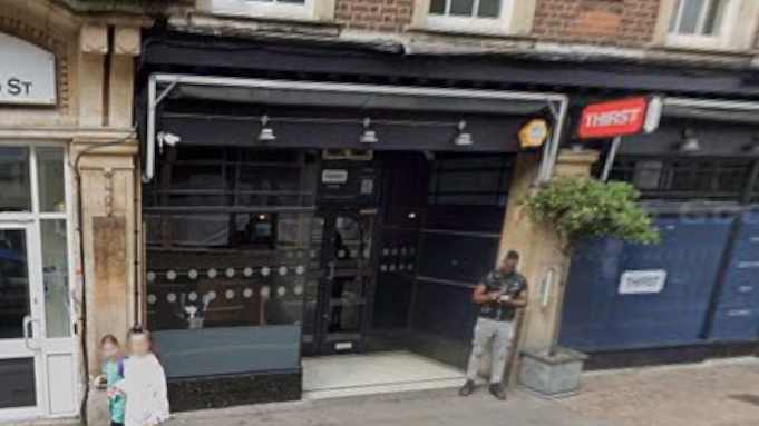 Bar licence suspended after shisha found on site