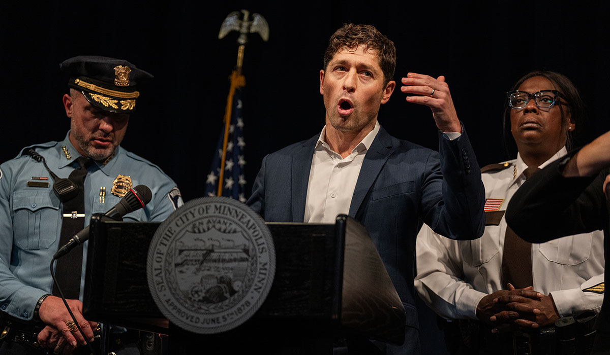 Ice, ICE baby: Agent’s ‘cartoon’ fall has internet howling