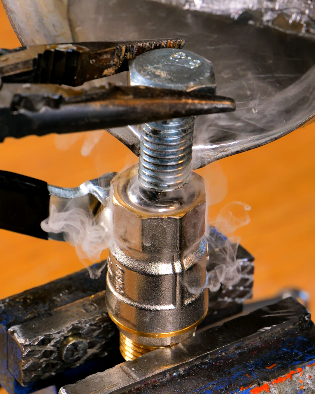 DIY tool to control a valve's water flow🛠️