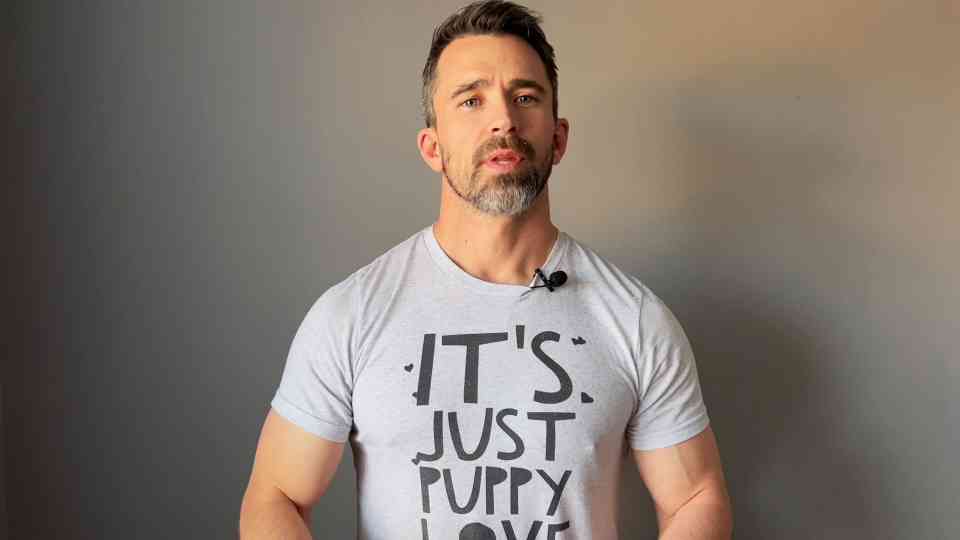 How owners can build trust and structure for dogs without treat-based ...