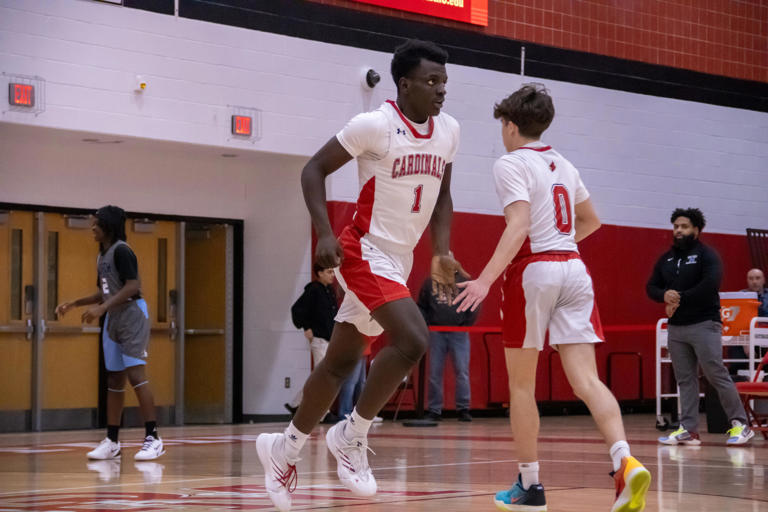 Pocono Mountain East hoops boosts playoff odds with win over North