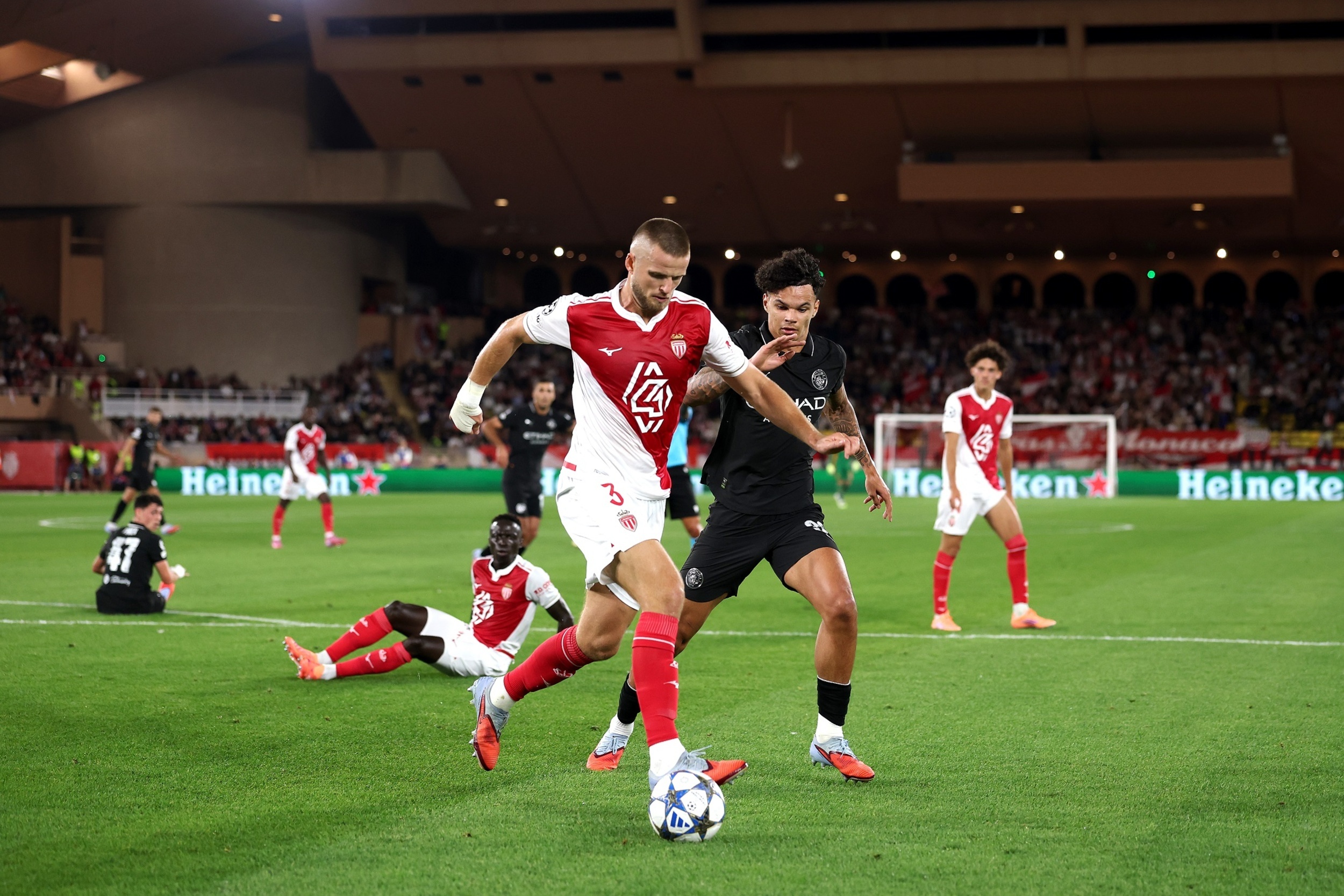 Versatile 31-year-old English star is offered to West Ham United