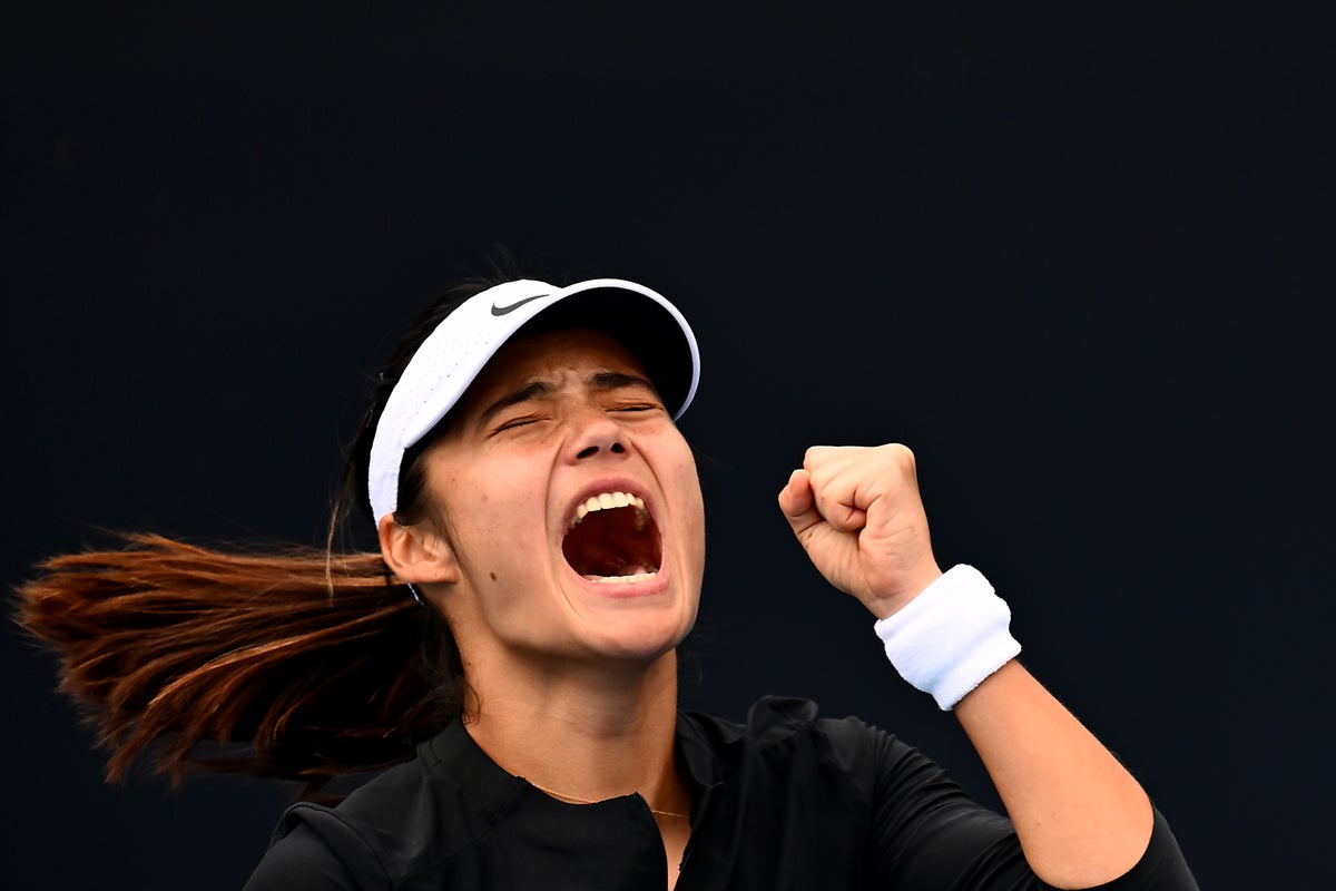 Raducanu wraps up first win in three months after rain delay