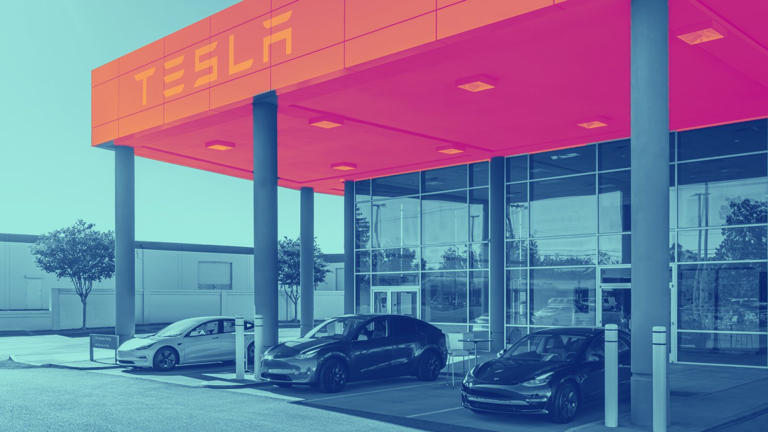 Tesla is losing the EV race. Its stock keeps winning