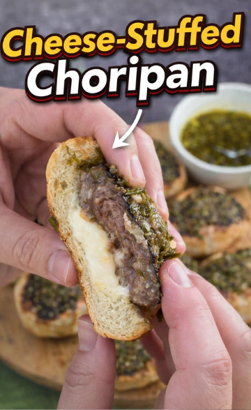 Cheese-stuffed choripan loaded with flavor