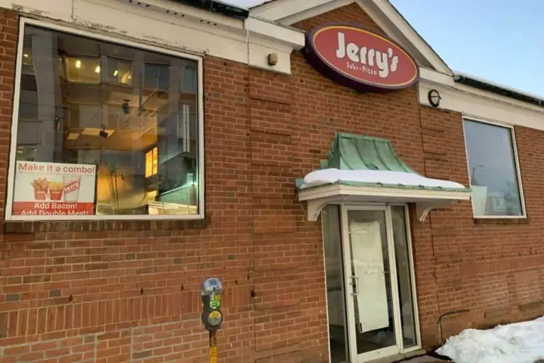 Jerry’s Subs and Pizza menu prices with calories [updated 2026]
