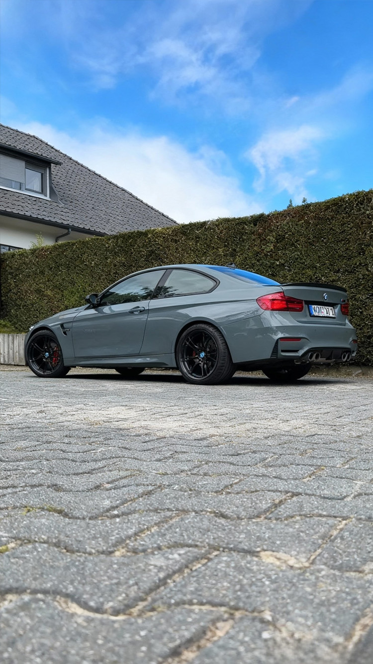BMW M model cold start with upgraded exhaust