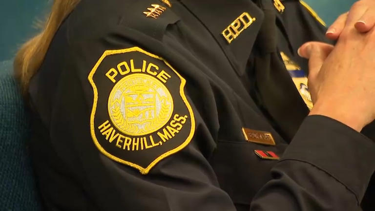 Haverhill police to wear body cameras after city council vote