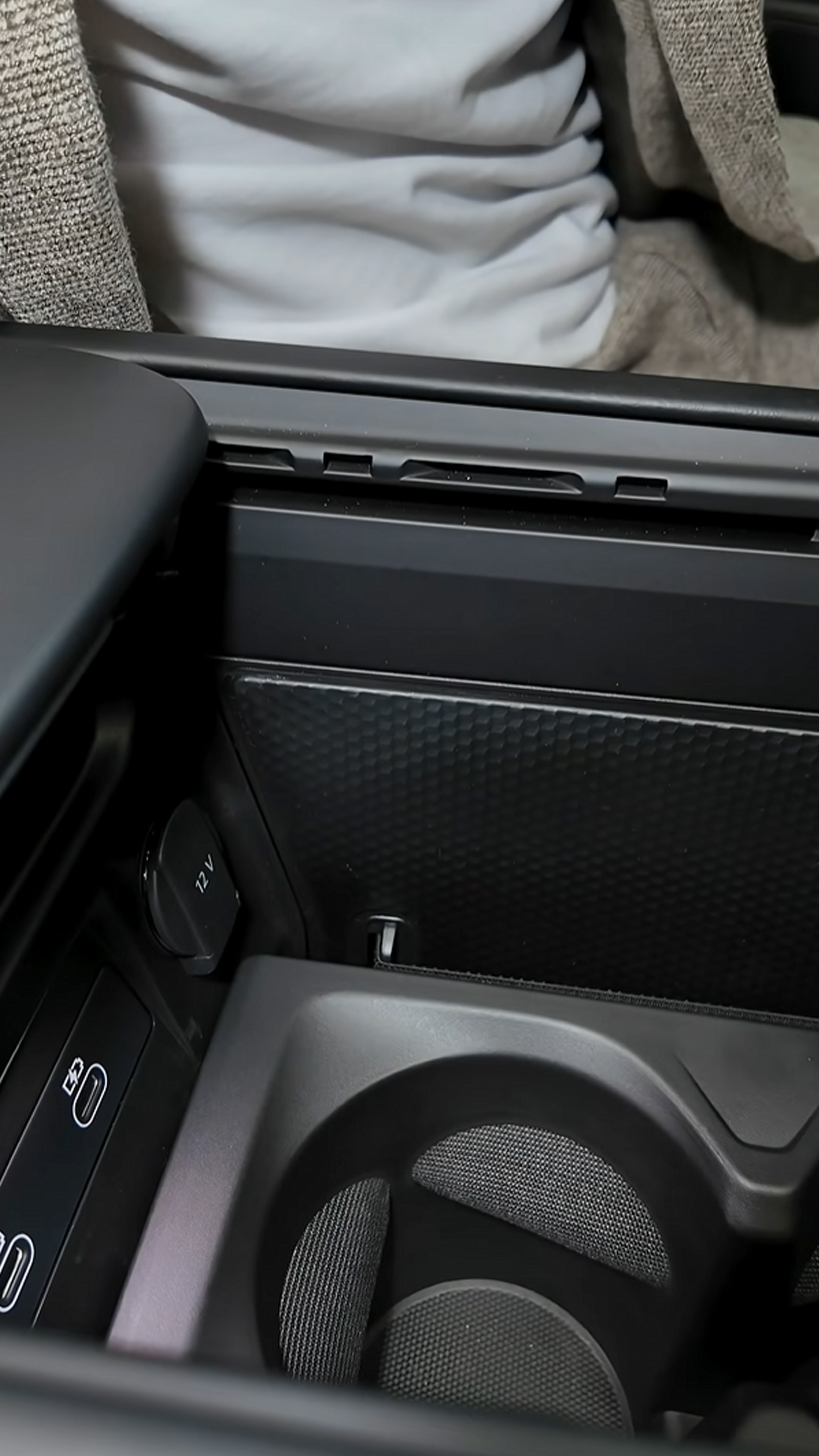How the Porsche Cayenne’s middle console stands out