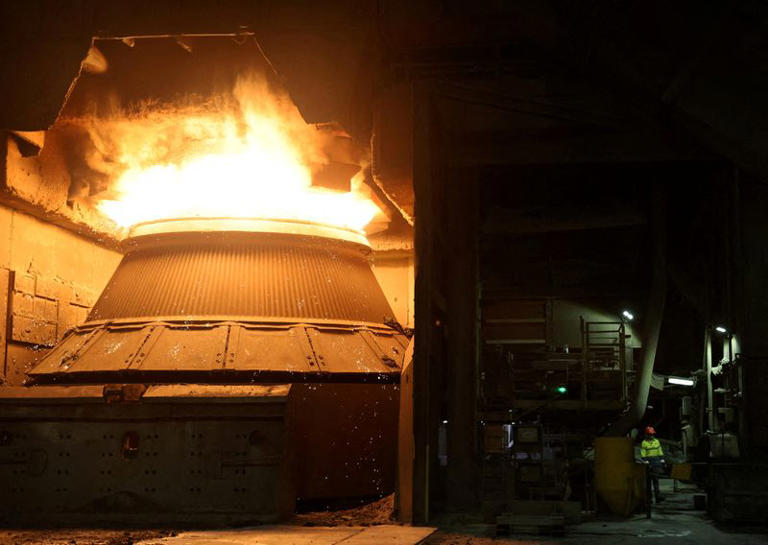 Australian takeover target BlueScope charms shareholders with $293 ...