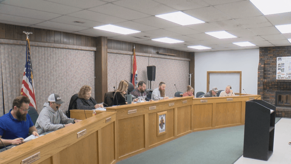 Eldon city council keeps utility rates unchanged after residents stay ...