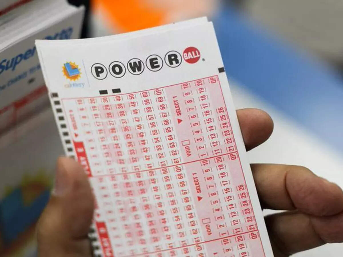 Powerball jackpot soars to $156 million for January 14 drawing - here's ...