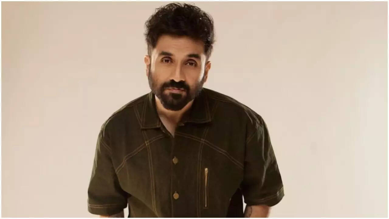 Vir Das shares Aamir Khan's reaction to 'Happy Patel' and comments on ...