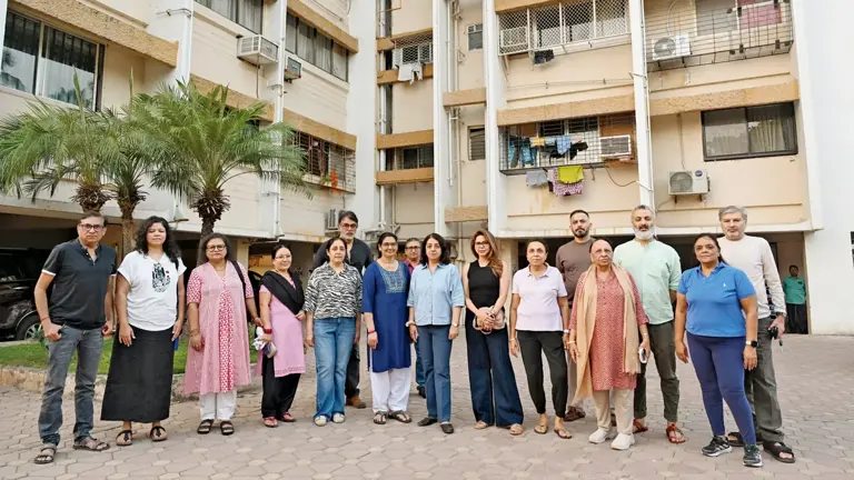 Posh Juhu society boycotts BMC election, citing years of civic inaction