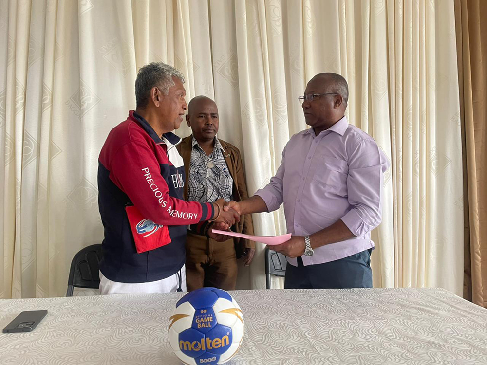 Handball - nomination - Sylvestre Tsiahoua prend la direction technique ...