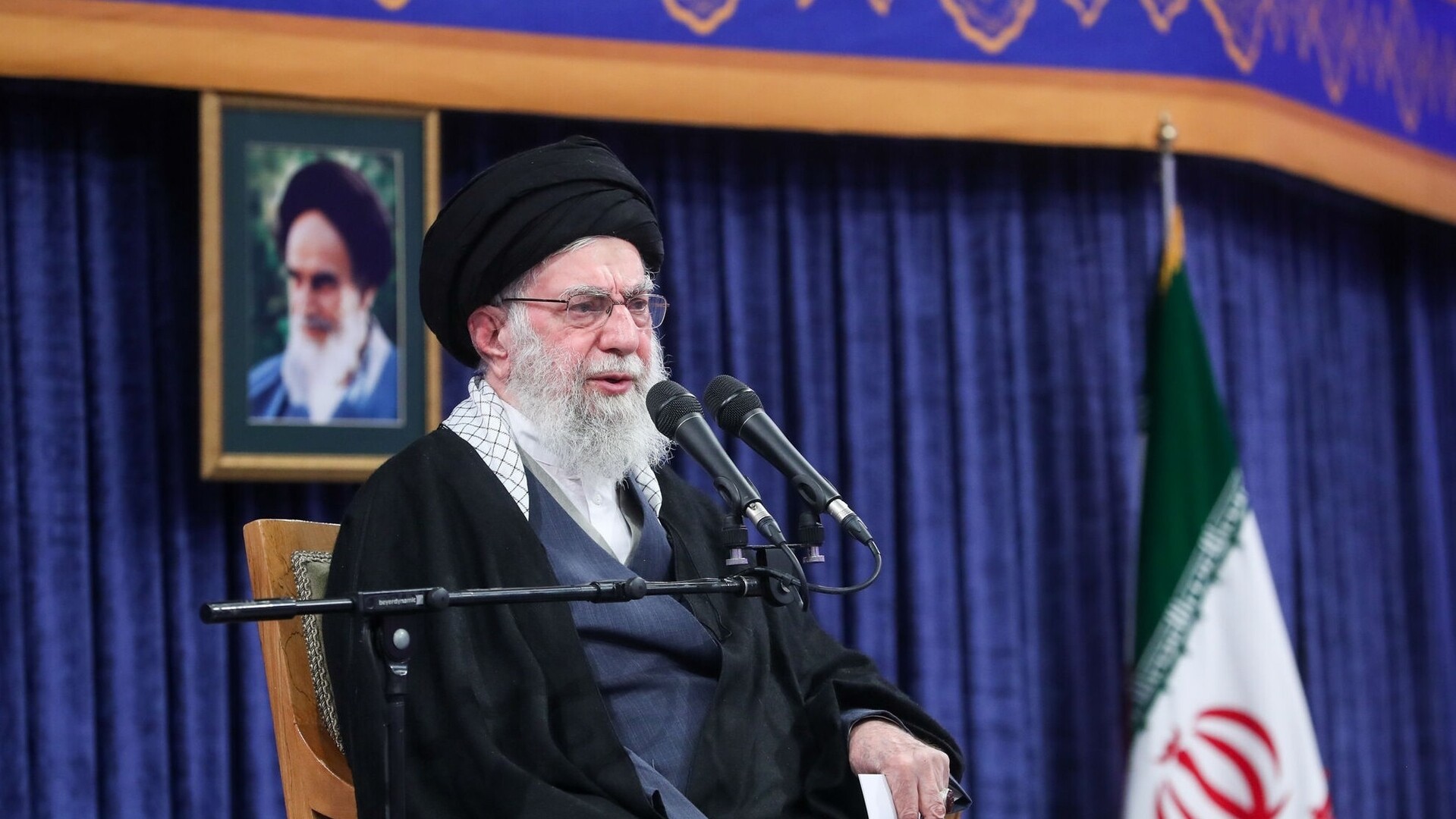 ‘Unlikely’ Ayatollah Ali Khamenei will flee, instead he would ‘move ...