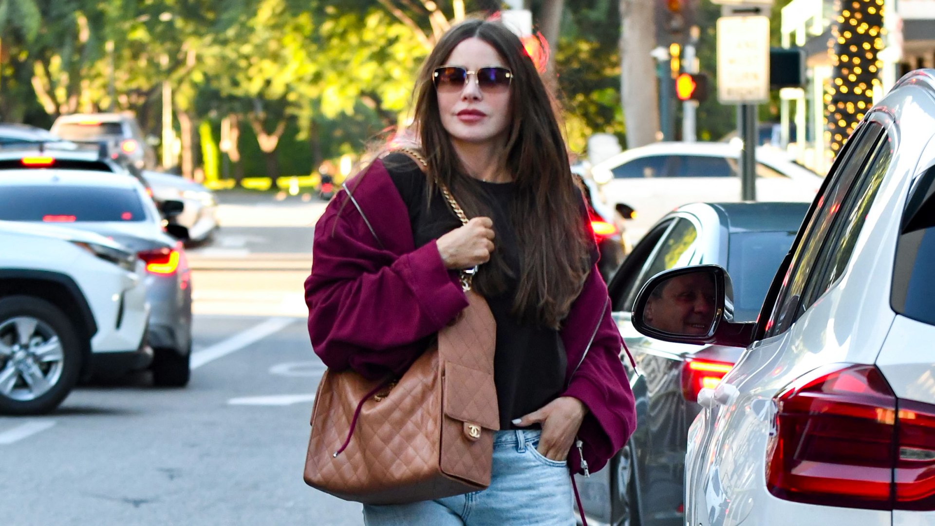 Sofia Vergara is making ripped jeans feel chic again in 2026