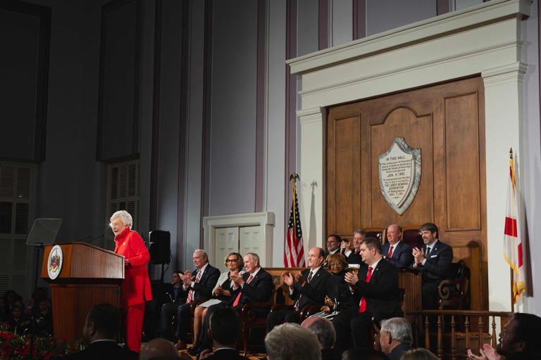 Ivey asks for raises for Alabama teachers, state employees in her last ...