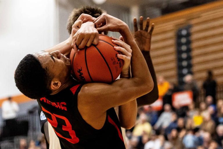 Photos: East Kentwood stuns Rockford with buzzer-beating layup