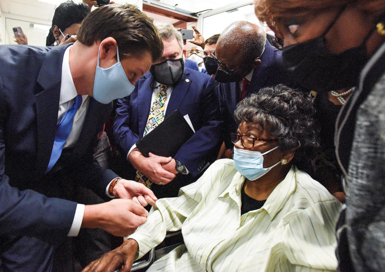 Claudette Colvin, civil rights pioneer, dies at 86