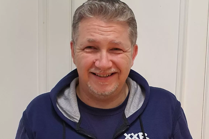 Scots artist's devastated at MND diagnosis after leg began to drag