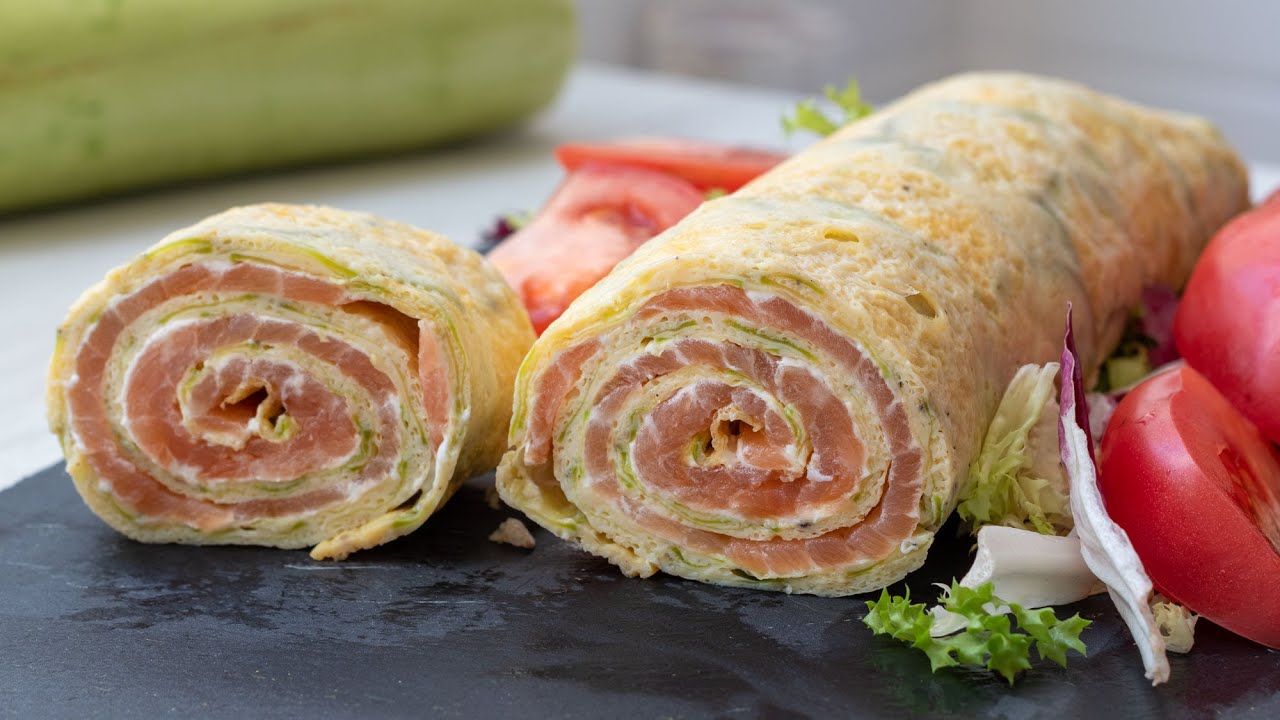 Zucchini and salmon Swiss roll | Easy, light & delicious recipe