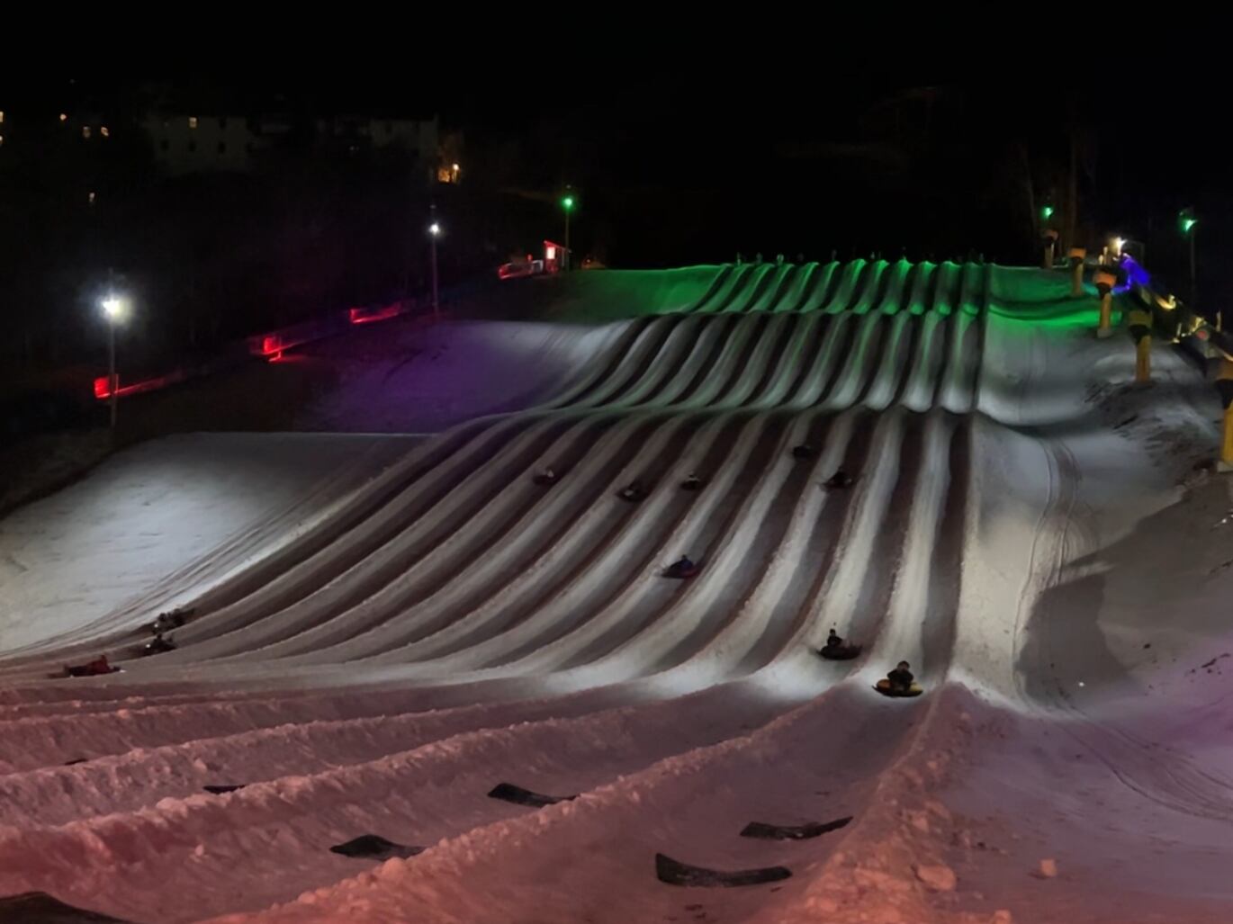 Northern lights snow tubing sees record numbers at Massanutten