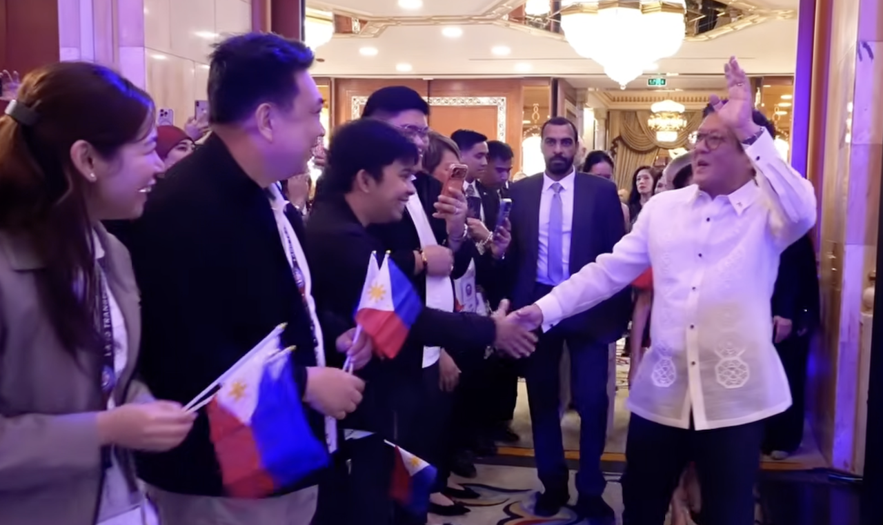 Marcos back in Manila after working visit to Abu Dhabi
