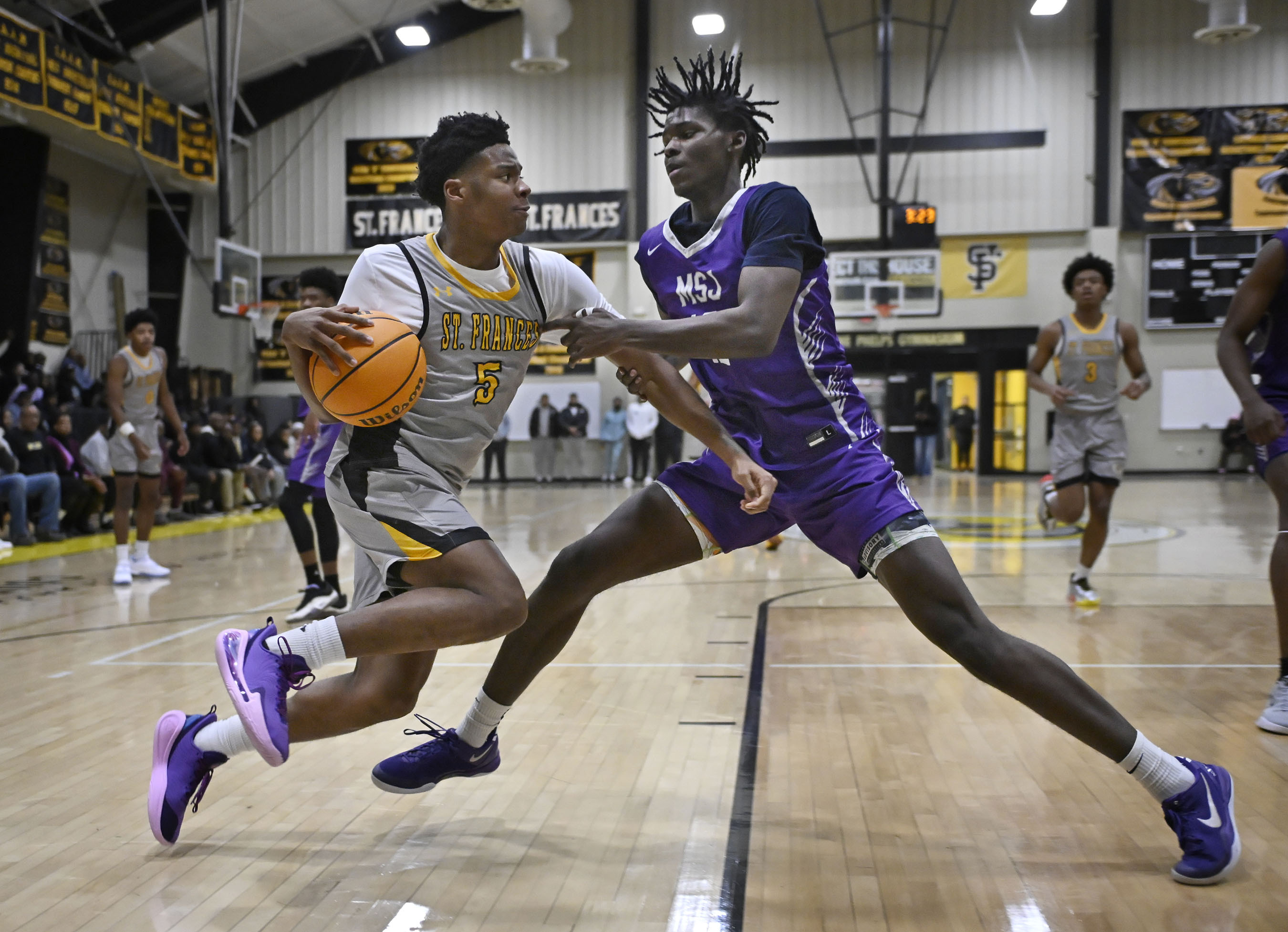 No. 4 St. Frances boys basketball beats No. 1 Mount Saint Joseph, 84-73