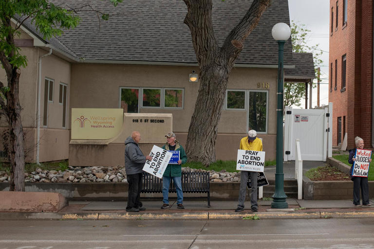 How one clinic saved abortion access in a deep-red state