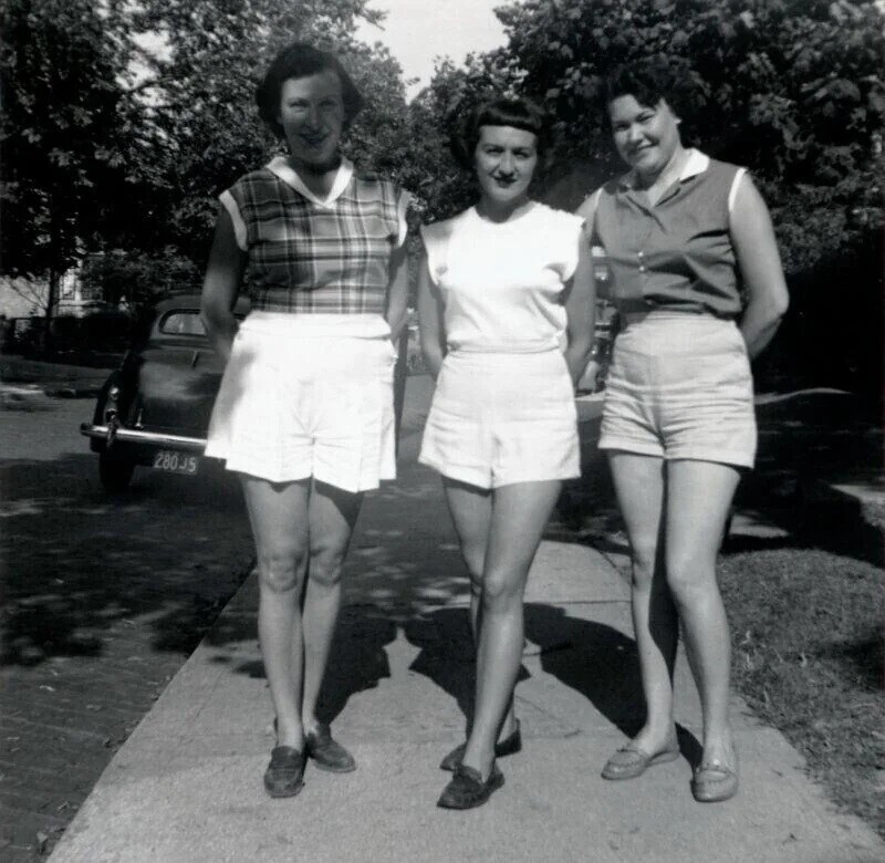 Vintage photos showing the superiority of shorts