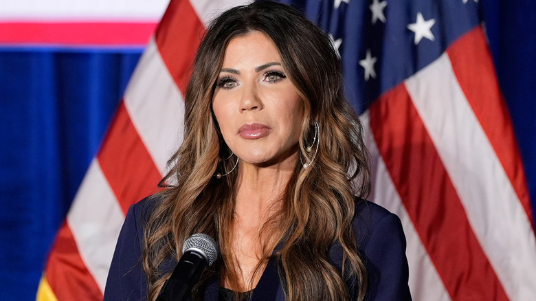 MAGA stars that seriously need to quit plastic surgery in 2026