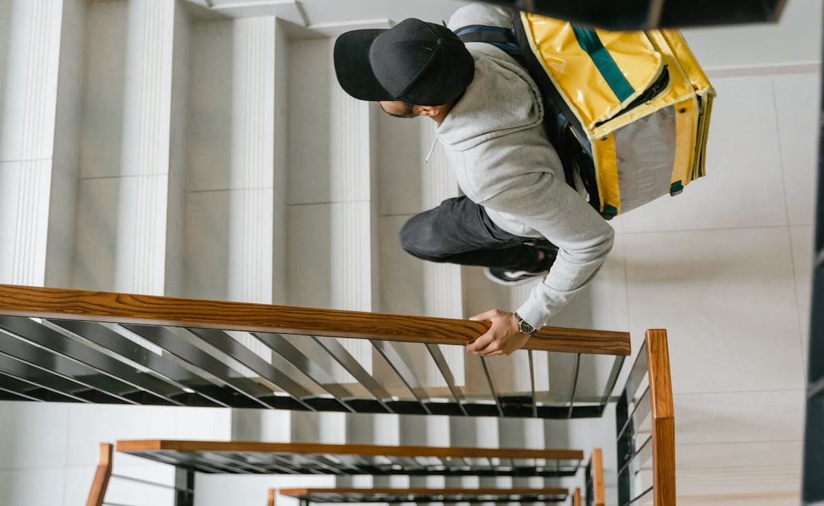 Shoppers don't mind, gig workers happy: The end of a 10-min delivery story