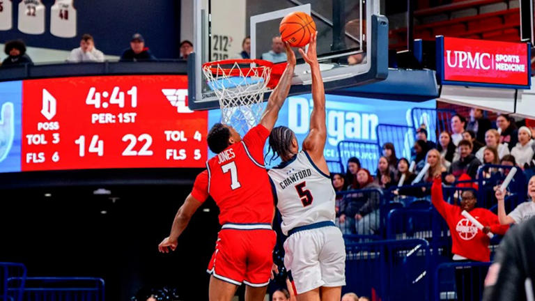 Dayton downs Duquesne 71-65, Flyers stay unbeaten in A-10 at 4-0