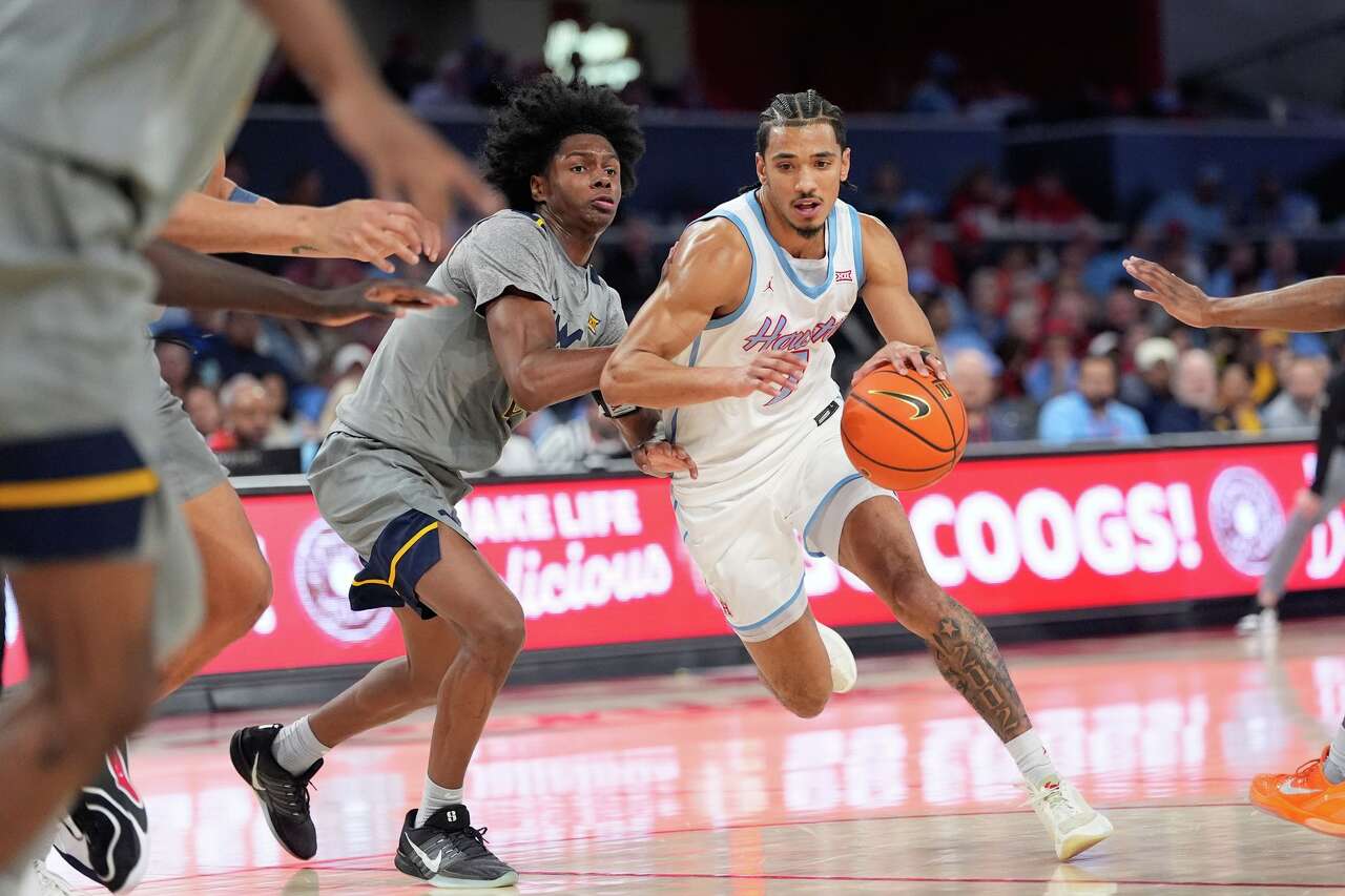 No. 7 UH hitting its stride in Big 12 play, as West Virginia painfully ...