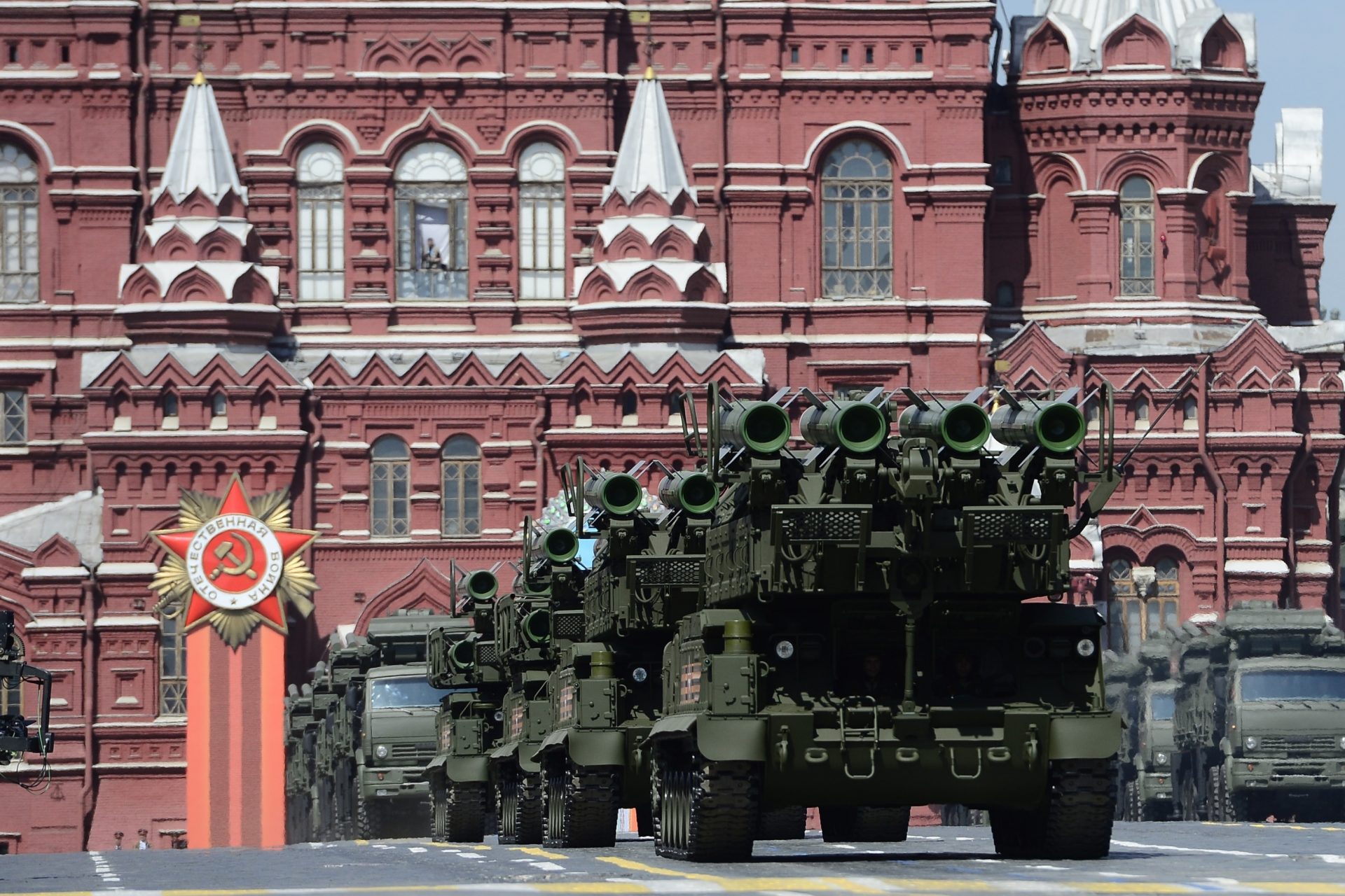 NATO border at risk as Russia masses nuclear weapons