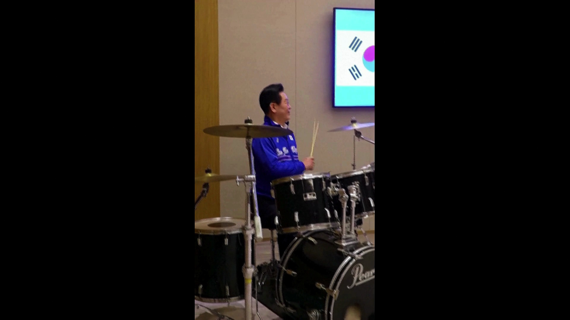 Japan, South Korea leaders drum up viral moment with BTS, KPop Demon ...