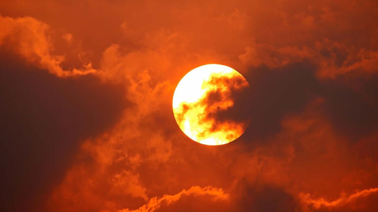 Earth saw third-warmest year in 2025, surpassing 1.5°C warming for ...