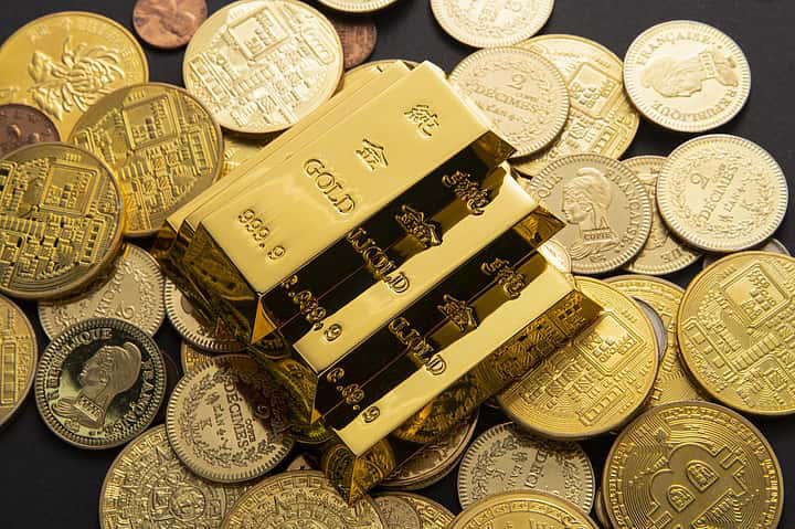MCX February gold contract hits new record high of Rs 143,096 per 10 gm