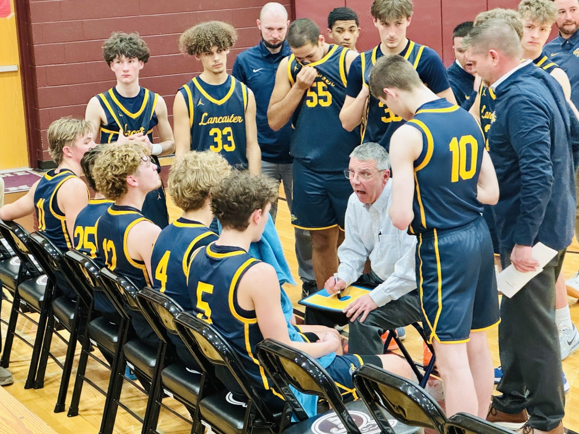Horrendous shooting night derails Lancaster boys basketball in OCC loss