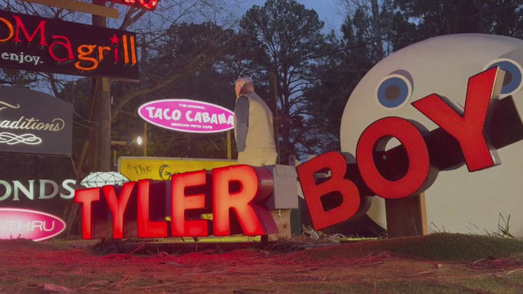 Sign of the times | Tyler man's mission to preserve East Texas history