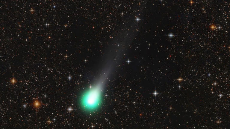 Astronomers reveal when 'Great Comet of 2026' will be visible to naked ...